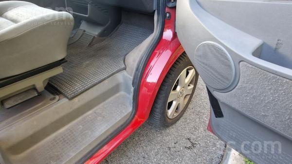 Sarkans Volkswagen Multivan 1999 Rīga, ar dzinēja tilpumu 2.50 L un nobraukumu 0 tūkst. km par 2990 €, foto 11 vietnē AUTOMOTO.COM.LV