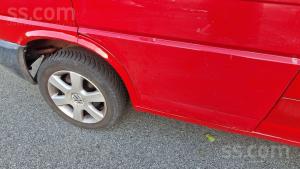 Red Volkswagen Multivan 1999 in Riga, with an engine capacity of 2.50 L and mileage of 0 thousand km for 2990 €, photo 12 on AUTOMOTO.COM.LV