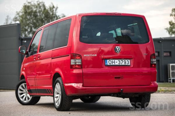Sarkans Volkswagen Multivan 2004 Tukums, ar dzinēja tilpumu 2.50 L un nobraukumu 0 tūkst. km par 8990 €, foto 4 vietnē AUTOMOTO.COM.LV