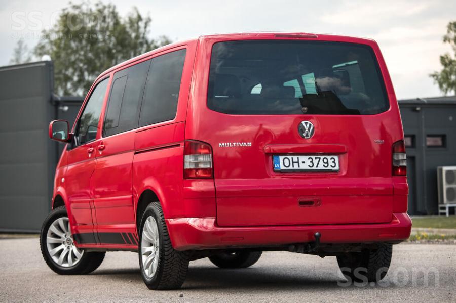 Sarkans Volkswagen Multivan 2004 Tukums, ar dzinēja tilpumu 2.50 L un nobraukumu 0 tūkst. km par 8990 €, foto 5 vietnē AUTOMOTO.COM.LV