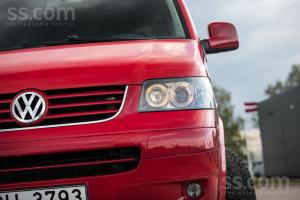 Sarkans Volkswagen Multivan 2004 Tukums, ar dzinēja tilpumu 2.50 L un nobraukumu 0 tūkst. km par 8990 €, foto 12 vietnē AUTOMOTO.COM.LV