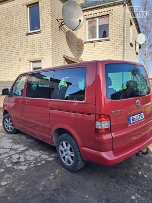 Red Volkswagen Multivan 2008 in Vilkaviskis, with an engine capacity of 2.50 L and mileage of 349 thousand km for 8500 €, photo 4 on AUTOMOTO.COM.LV