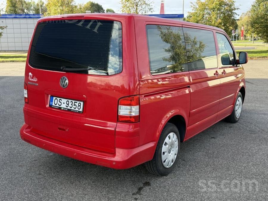 Red Volkswagen Multivan 2008 in Riga, with an engine capacity of 2.00 L and mileage of 227 thousand km for 8900 €, photo 6 on AUTOMOTO.COM.LV