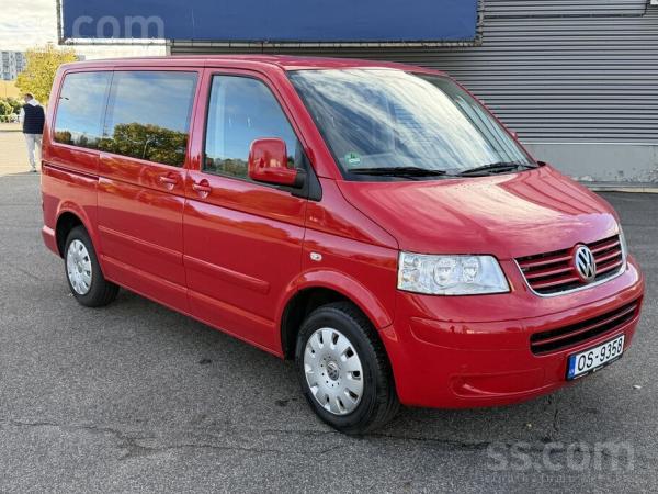 Red Volkswagen Multivan 2008 in Riga, with an engine capacity of 2.00 L and mileage of 227 thousand km for 8900 €, photo 8 on AUTOMOTO.COM.LV