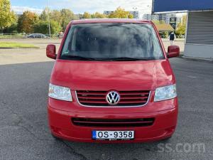 Red Volkswagen Multivan 2008 in Riga, with an engine capacity of 2.00 L and mileage of 227 thousand km for 8900 €, photo 9 on AUTOMOTO.COM.LV
