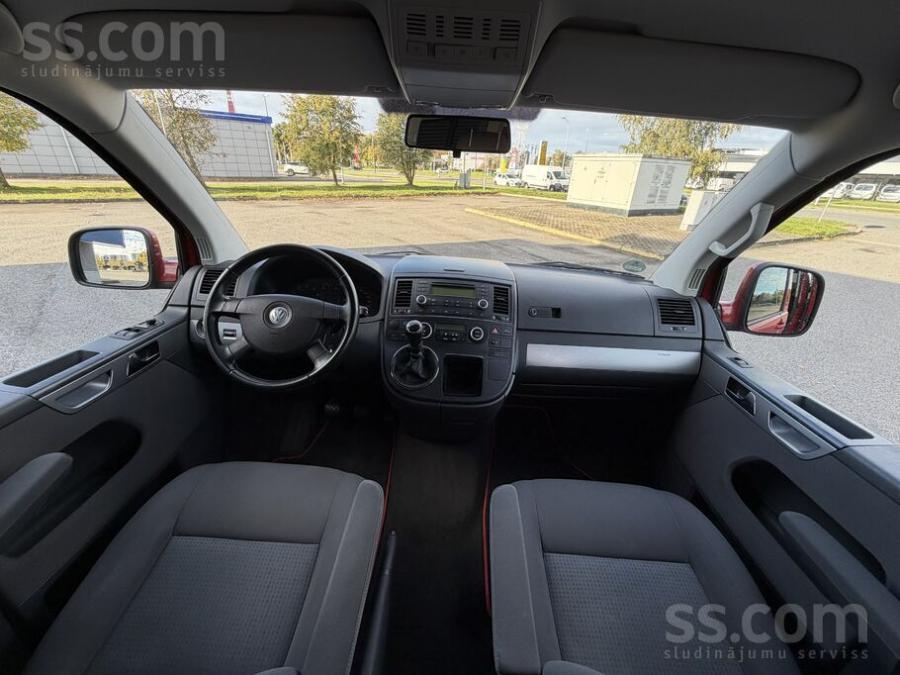Red Volkswagen Multivan 2008 in Riga, with an engine capacity of 2.00 L and mileage of 227 thousand km for 8900 €, photo 10 on AUTOMOTO.COM.LV