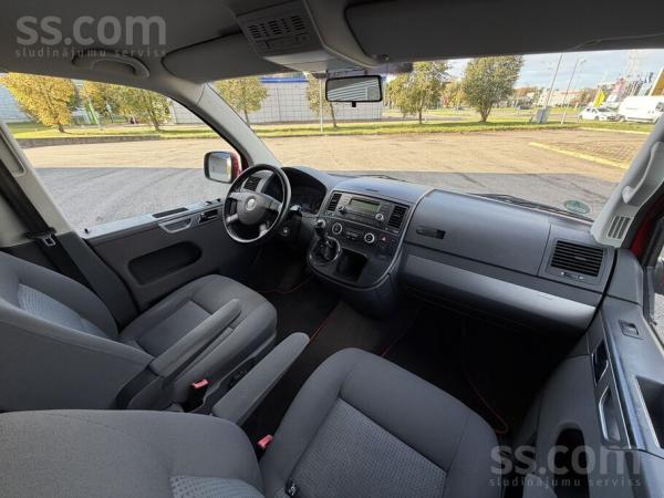Red Volkswagen Multivan 2008 in Riga, with an engine capacity of 2.00 L and mileage of 227 thousand km for 8900 €, photo 11 on AUTOMOTO.COM.LV