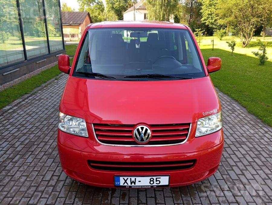 Sarkans Volkswagen Multivan 2009 Balvi, ar dzinēja tilpumu 2.50 L un nobraukumu 289 tūkst. km par 9950 €, foto 3 vietnē AUTOMOTO.COM.LV