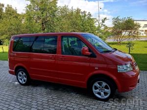 Sarkans Volkswagen Multivan 2009 Balvi, ar dzinēja tilpumu 2.50 L un nobraukumu 289 tūkst. km par 9950 €, foto 5 vietnē AUTOMOTO.COM.LV