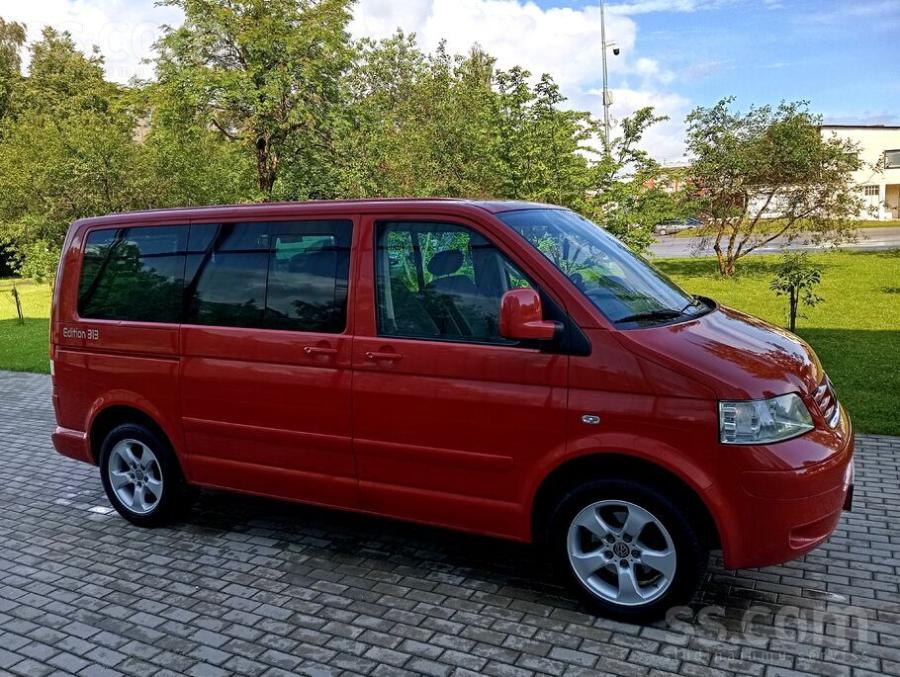 Sarkans Volkswagen Multivan 2009 Balvi, ar dzinēja tilpumu 2.50 L un nobraukumu 289 tūkst. km par 9950 €, foto 5 vietnē AUTOMOTO.COM.LV