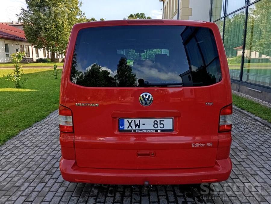 Sarkans Volkswagen Multivan 2009 Balvi, ar dzinēja tilpumu 2.50 L un nobraukumu 289 tūkst. km par 9950 €, foto 8 vietnē AUTOMOTO.COM.LV