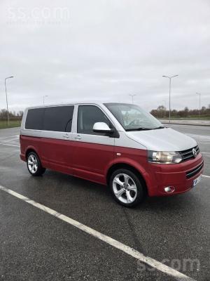 Sarkans Volkswagen Multivan 2010 Rīga, ar dzinēja tilpumu 2.00 L un nobraukumu 365 tūkst. km par 11500 €, foto 4 vietnē AUTOMOTO.COM.LV