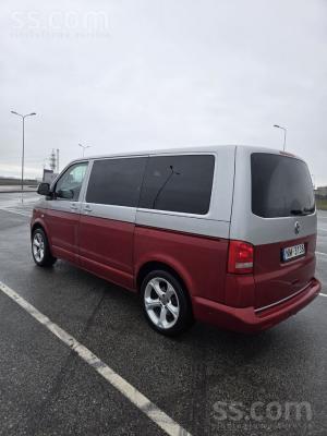 Sarkans Volkswagen Multivan 2010 Rīga, ar dzinēja tilpumu 2.00 L un nobraukumu 365 tūkst. km par 11500 €, foto 5 vietnē AUTOMOTO.COM.LV