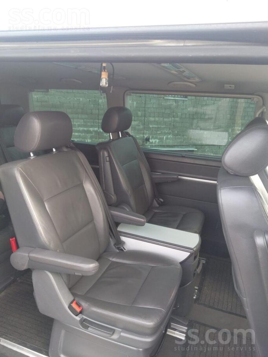 Sarkans Volkswagen Multivan 2010 Rīga, ar dzinēja tilpumu 2.00 L un nobraukumu 365 tūkst. km par 11500 €, foto 7 vietnē AUTOMOTO.COM.LV