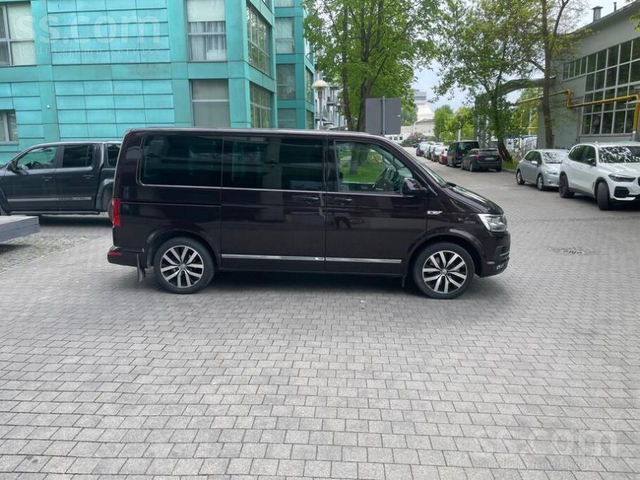Sarkans Volkswagen Multivan 2017 Rīga, ar dzinēja tilpumu 2.00 L un nobraukumu 103 tūkst. km par 33000 €, foto 4 vietnē AUTOMOTO.COM.LV