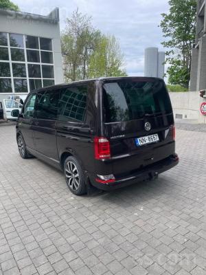 Sarkans Volkswagen Multivan 2017 Rīga, ar dzinēja tilpumu 2.00 L un nobraukumu 103 tūkst. km par 33000 €, foto 6 vietnē AUTOMOTO.COM.LV