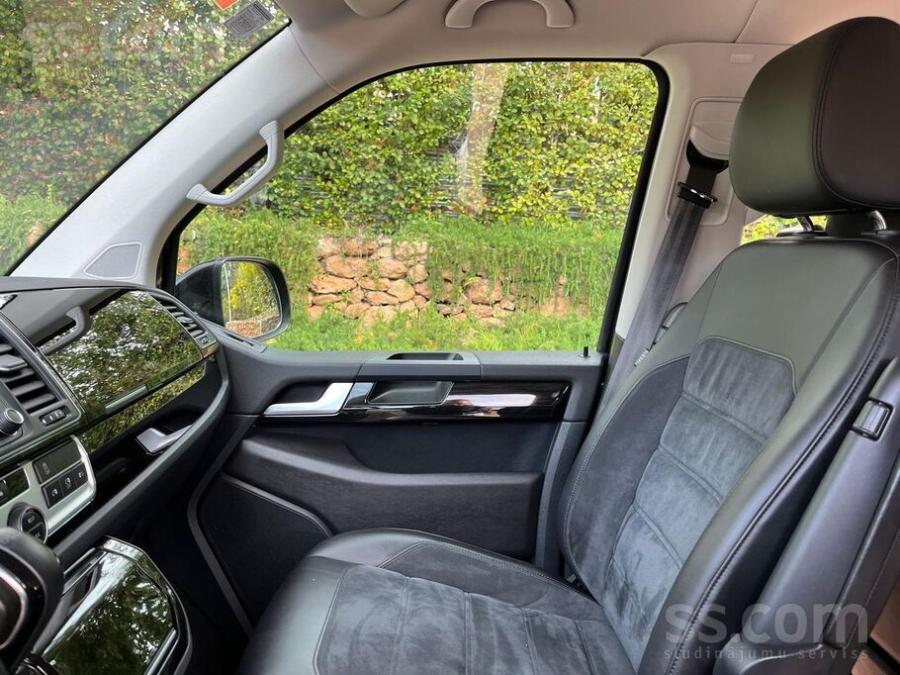 Sarkans Volkswagen Multivan 2017 Rīga, ar dzinēja tilpumu 2.00 L un nobraukumu 103 tūkst. km par 33000 €, foto 10 vietnē AUTOMOTO.COM.LV