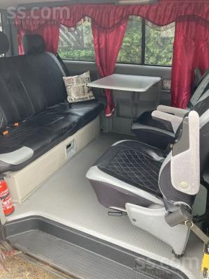 Sarkans Volkswagen Multivan 1995 Rīga, ar dzinēja tilpumu 1.90 L un nobraukumu 425 tūkst. km par 3300 €, foto 3 vietnē AUTOMOTO.COM.LV