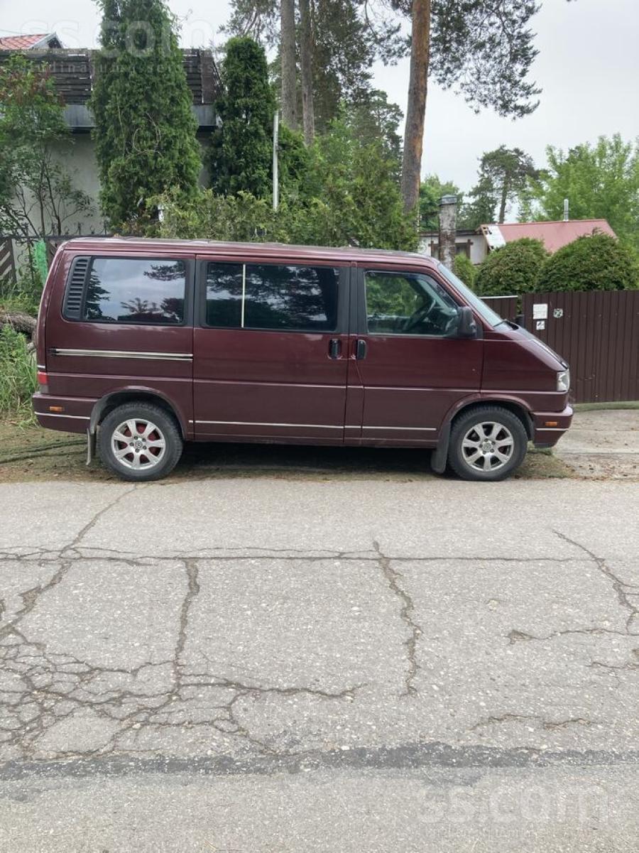 Sarkans Volkswagen Multivan 1995 Rīga, ar dzinēja tilpumu 1.90 L un nobraukumu 425 tūkst. km par 3300 €, foto 4 vietnē AUTOMOTO.COM.LV