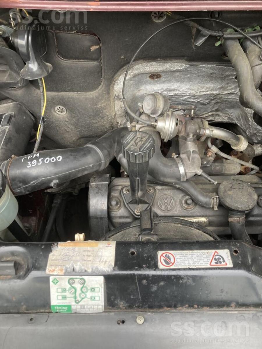 Sarkans Volkswagen Multivan 1995 Rīga, ar dzinēja tilpumu 1.90 L un nobraukumu 425 tūkst. km par 3300 €, foto 10 vietnē AUTOMOTO.COM.LV
