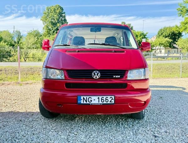 Sarkans Volkswagen Multivan 1997 Rēzekne, ar dzinēja tilpumu 2.50 L un nobraukumu 441 tūkst. km par 3750 €, foto 2 vietnē AUTOMOTO.COM.LV