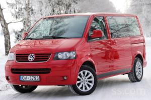 Red Volkswagen Multivan 2004 in Tukums, with an engine capacity of 2.50 L and mileage of 0 thousand km for 8990 €, photo  on AUTOMOTO.COM.LV