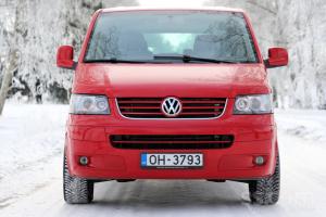 Red Volkswagen Multivan 2004 in Tukums, with an engine capacity of 2.50 L and mileage of 0 thousand km for 8990 €, photo 7 on AUTOMOTO.COM.LV