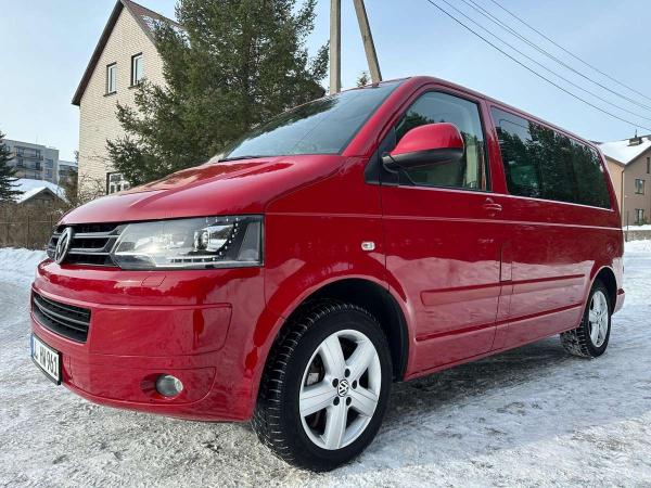 Sarkans Volkswagen Multivan 2013 Viļņa, ar dzinēja tilpumu 1.97 L un nobraukumu 297 tūkst. km par 15700 €, foto 3 vietnē AUTOMOTO.COM.LV