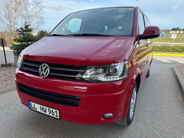 Red Volkswagen Multivan 2013 in Vilnius, with an engine capacity of 1.97 L and mileage of 297 thousand km for 13900 €, photo 2 on AUTOMOTO.COM.LV