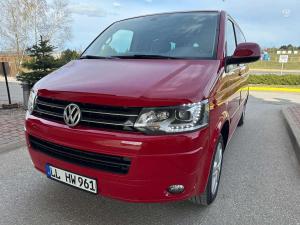 Red Volkswagen Multivan 2013 in Vilnius, with an engine capacity of 1.97 L and mileage of 297 thousand km for 13900 €, photo 3 on AUTOMOTO.COM.LV