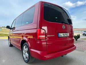 Red Volkswagen Multivan 2013 in Vilnius, with an engine capacity of 1.97 L and mileage of 297 thousand km for 13900 €, photo 6 on AUTOMOTO.COM.LV