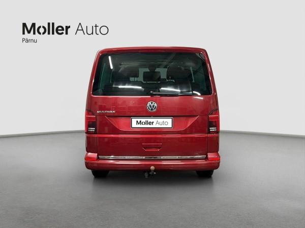 Sarkans Volkswagen Multivan 2020 Pērnava, ar dzinēja tilpumu 2.00 L un nobraukumu 204 tūkst. km par 36200 €, foto 4 vietnē AUTOMOTO.COM.LV
