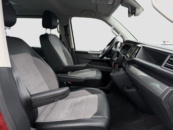 Sarkans Volkswagen Multivan 2020 Pērnava, ar dzinēja tilpumu 2.00 L un nobraukumu 204 tūkst. km par 36200 €, foto 5 vietnē AUTOMOTO.COM.LV