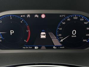 Sarkans Volkswagen Multivan 2020 Pērnava, ar dzinēja tilpumu 2.00 L un nobraukumu 204 tūkst. km par 36200 €, foto 21 vietnē AUTOMOTO.COM.LV