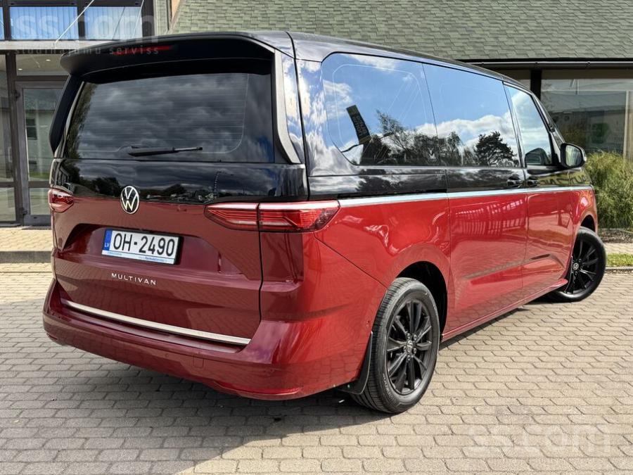 Red Volkswagen Multivan 2023 in Tukums, with an engine capacity of 2.00 L and mileage of 33 thousand km for 54950 €, photo 4 on AUTOMOTO.COM.LV