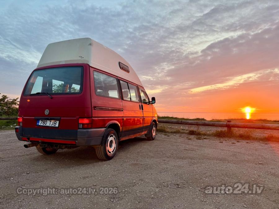Красный Фольксваген Мультиван 1993 в Таллин, объемом двигателя 1.90 л и пробегом 390 тыс. км за 7700 €, фото 8 на AUTOMOTO.COM.LV