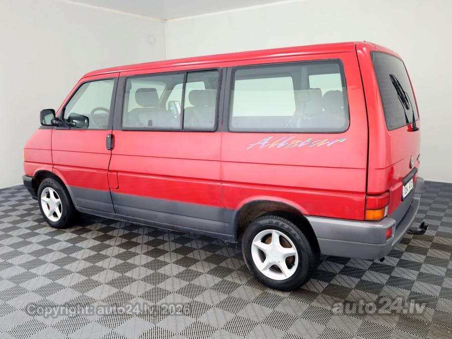 Red Volkswagen Multivan 1995 in Tallinn, with an engine capacity of 1.90 L and mileage of 266 thousand km for 1999 €, photo 5 on AUTOMOTO.COM.LV