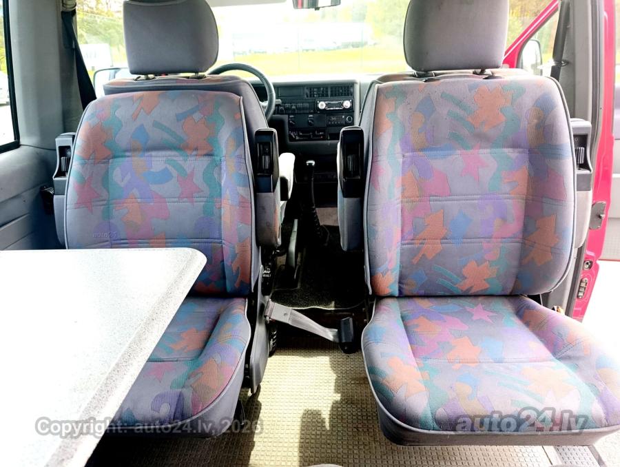 Красный Фольксваген Мультиван 1995 в Таллин, объемом двигателя 1.90 л и пробегом 267 тыс. км за 2999 €, фото 15 на AUTOMOTO.COM.LV