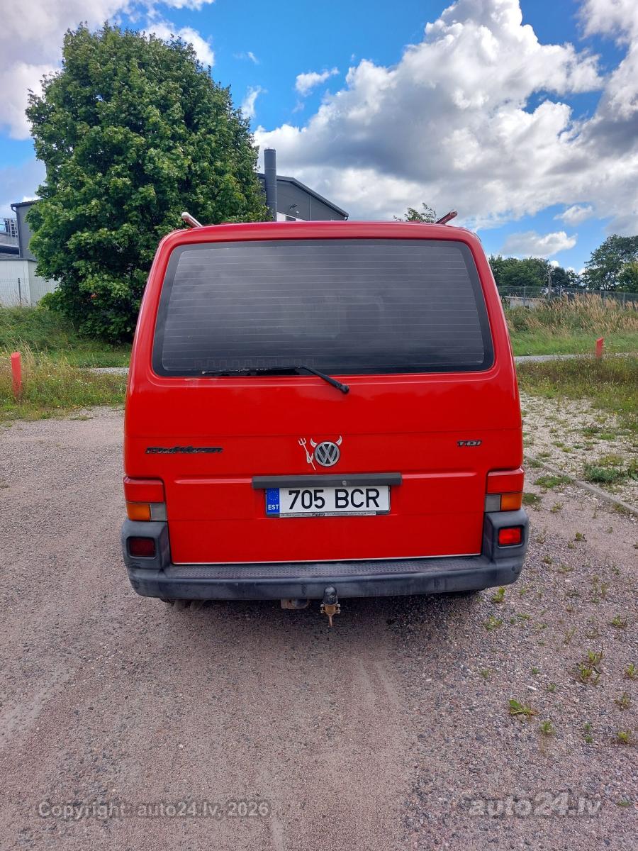 Sarkans Volkswagen Multivan 1996 Sindi, ar dzinēja tilpumu 2.50 L un nobraukumu 489 tūkst. km par 6000 €, foto 6 vietnē AUTOMOTO.COM.LV