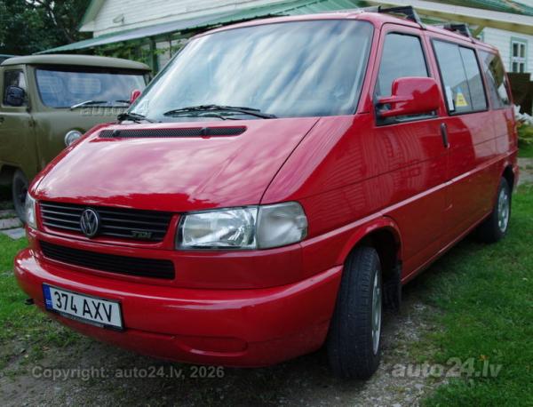 Red Volkswagen Multivan 1997 in Kuressaare, with an engine capacity of 2.50 L and mileage of 500 thousand km for 4900 €, photo 1 on AUTOMOTO.COM.LV