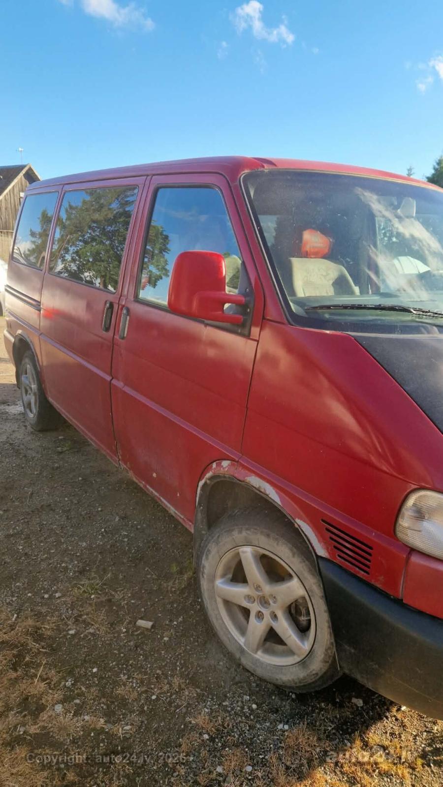 Red Volkswagen Multivan 1997 in Tallinn, with an engine capacity of 2.50 L and mileage of 507 thousand km for 849 €, photo 7 on AUTOMOTO.COM.LV