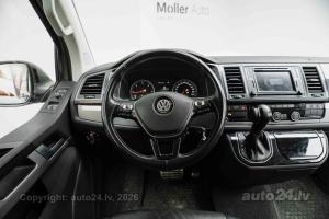 Volkswagen Multivan 2017 in Tallinn, with an engine capacity of 2.00 L and mileage of 221 thousand km for 25196 €, photo 13 on AUTOMOTO.COM.LV