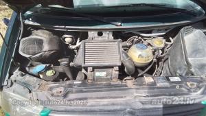 Volkswagen Multivan 1998 Rapla, ar dzinēja tilpumu 2.50 L un nobraukumu 624 tūkst. km par 3000 €, foto 5 vietnē AUTOMOTO.COM.LV