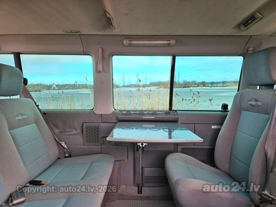 Volkswagen Multivan 2002 Tallina, ar dzinēja tilpumu 2.50 L un nobraukumu 351 tūkst. km par 7000 €, foto 9 vietnē AUTOMOTO.COM.LV