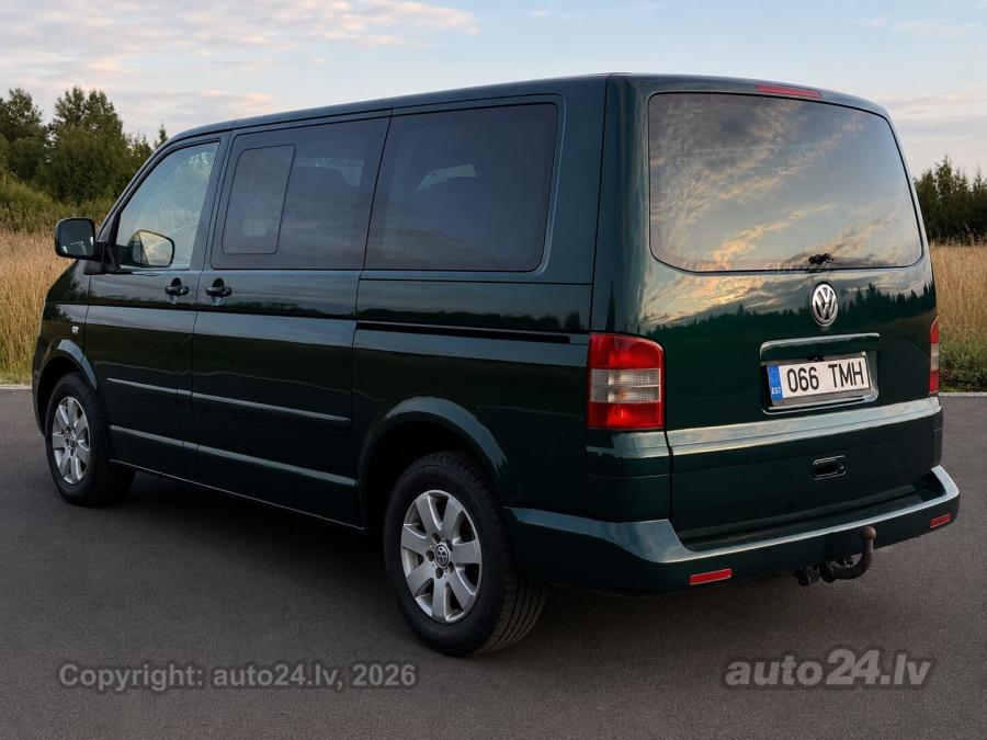 Volkswagen Multivan 2003 Tallina, ar dzinēja tilpumu 2.50 L un nobraukumu 454 tūkst. km par 6990 €, foto 5 vietnē AUTOMOTO.COM.LV