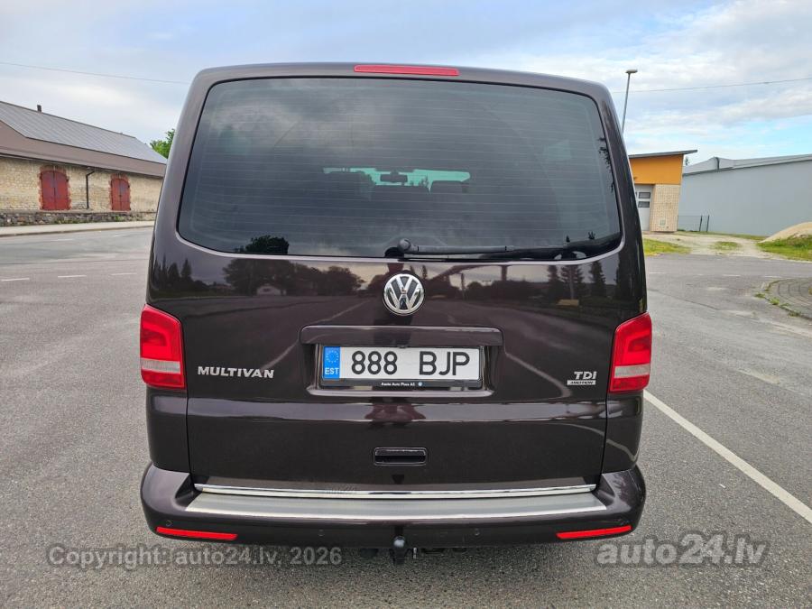 Volkswagen Multivan 2013 in Paide, with an engine capacity of 2.00 L and mileage of 280 thousand km for 16800 €, photo 6 on AUTOMOTO.COM.LV
