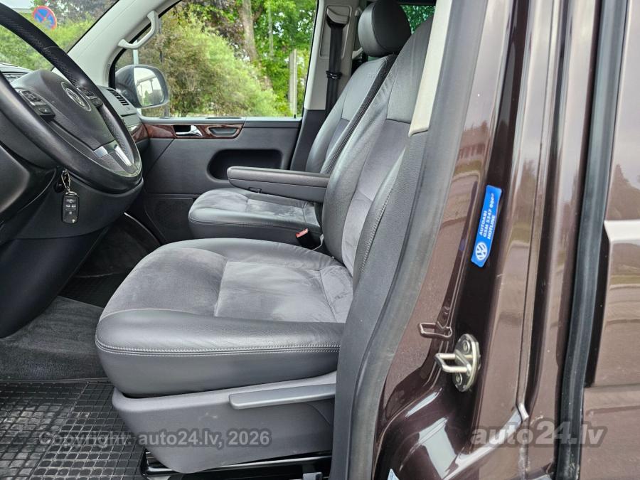 Volkswagen Multivan 2013 in Paide, with an engine capacity of 2.00 L and mileage of 280 thousand km for 16800 €, photo 20 on AUTOMOTO.COM.LV