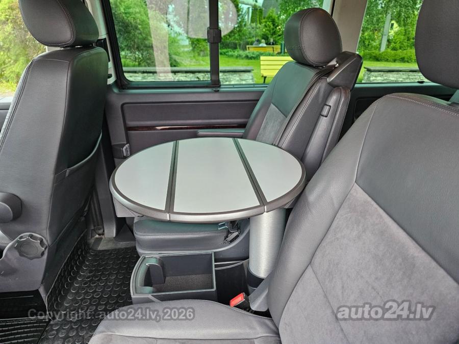 Volkswagen Multivan 2013 in Paide, with an engine capacity of 2.00 L and mileage of 280 thousand km for 16800 €, photo 28 on AUTOMOTO.COM.LV