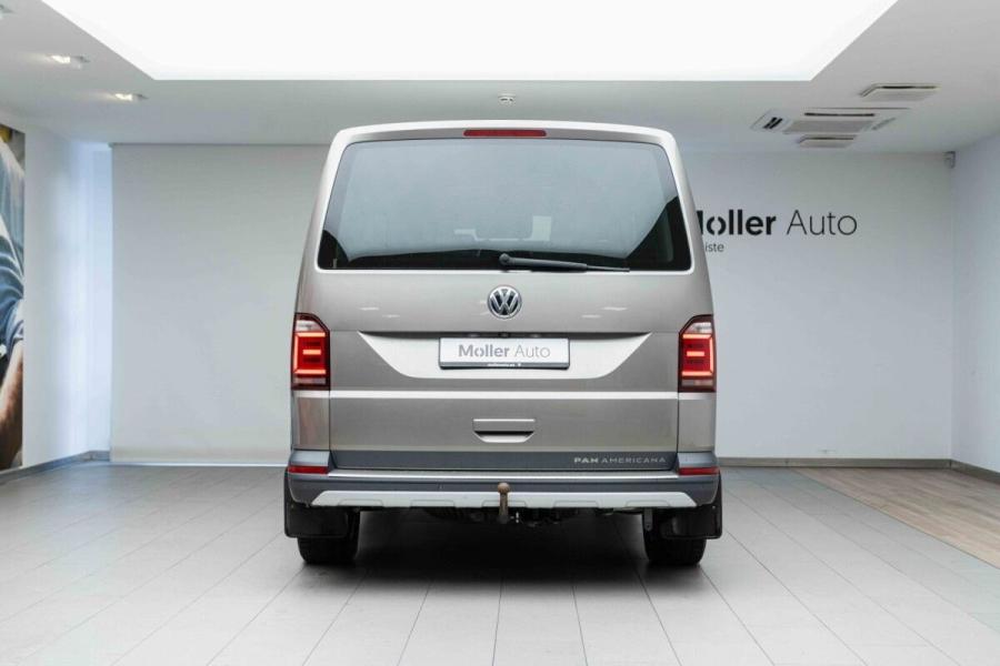 Volkswagen Multivan 2017 Peetri, ar dzinēja tilpumu 2.00 L un nobraukumu 221 tūkst. km par 25196 €, foto 7 vietnē AUTOMOTO.COM.LV