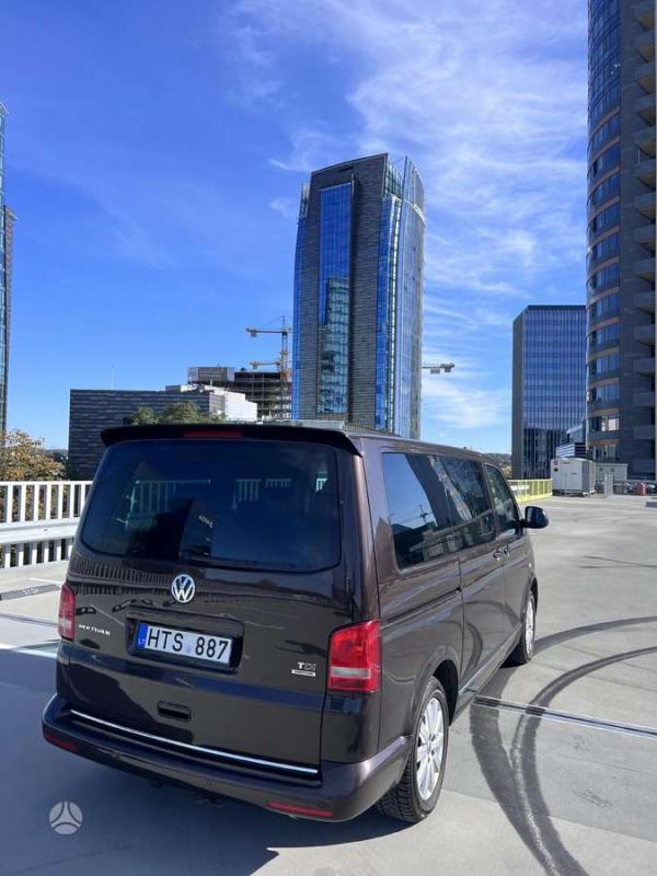 Violets Volkswagen Multivan 2013 Viļņa, ar dzinēja tilpumu 1.97 L un nobraukumu 232 tūkst. km par 22200 €, foto 9 vietnē AUTOMOTO.COM.LV